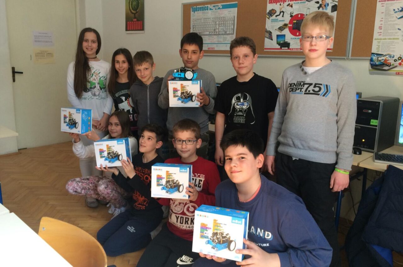 Aurora Necko: put od učenice radoznale za programiranjem do inovativne ...