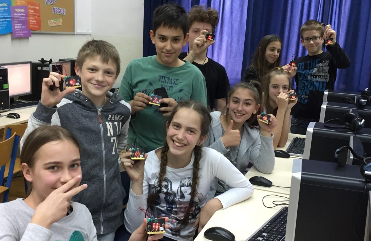 Aurora Necko: put od učenice radoznale za programiranjem do inovativne ...